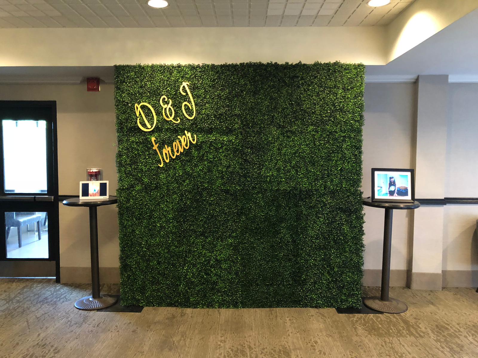 Green Boxwood Flower Wall Rental | Flower Wall Rentals
